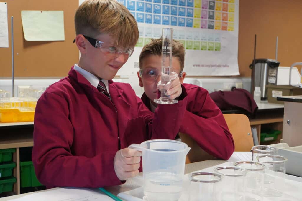 A Visit from our Prep Scientists - Caterham School