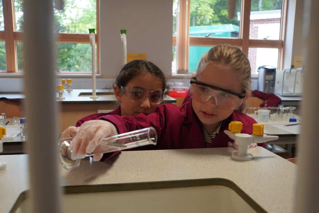 A Visit from our Prep Scientists - Caterham School