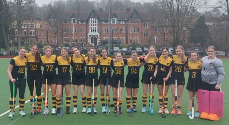 Girls 1st Xi Crowned South East Regional Hockey Champions Caterham School