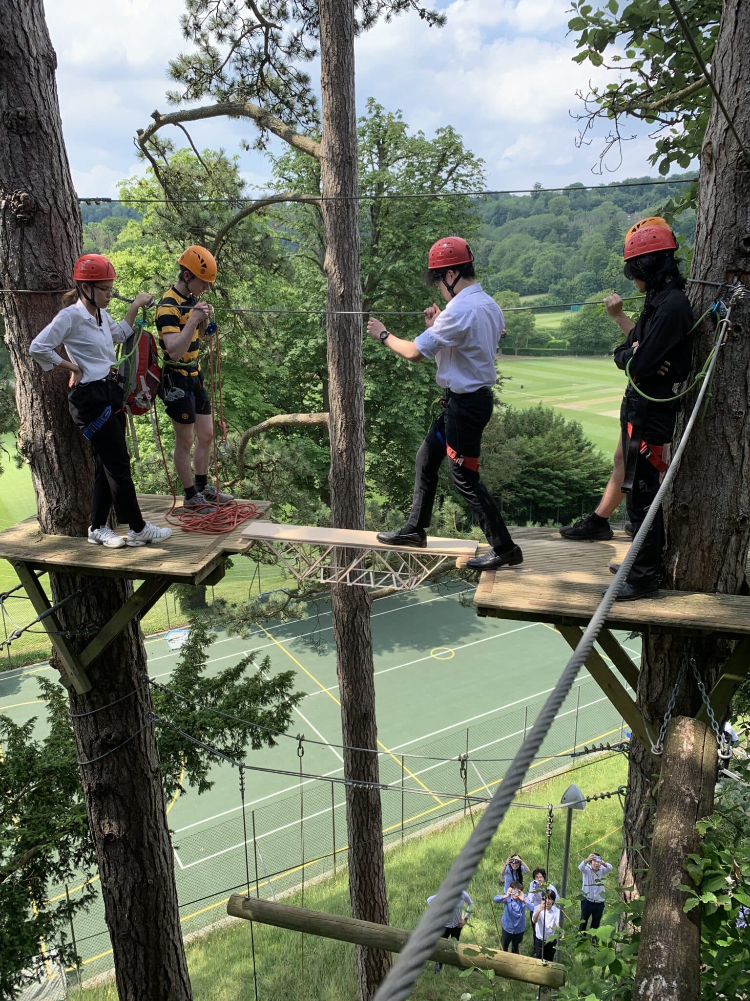 Sixth Form Physicists Test Their Engineering Skills - Caterham School